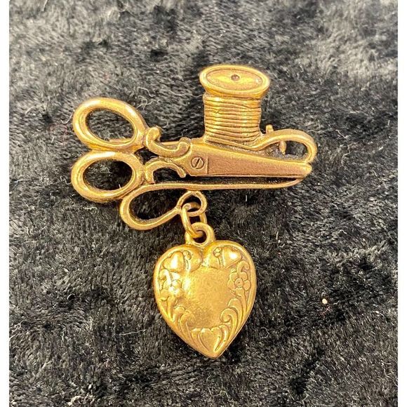 Jewelry | Vintage Love Sewingbroochgold Tone | Poshmark